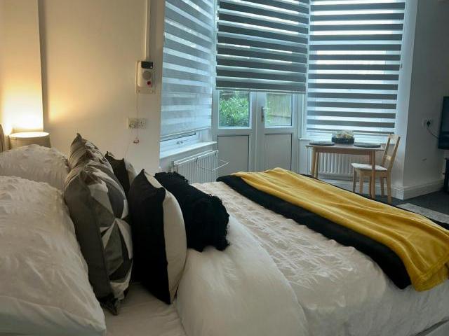 Apartment London London 72163461