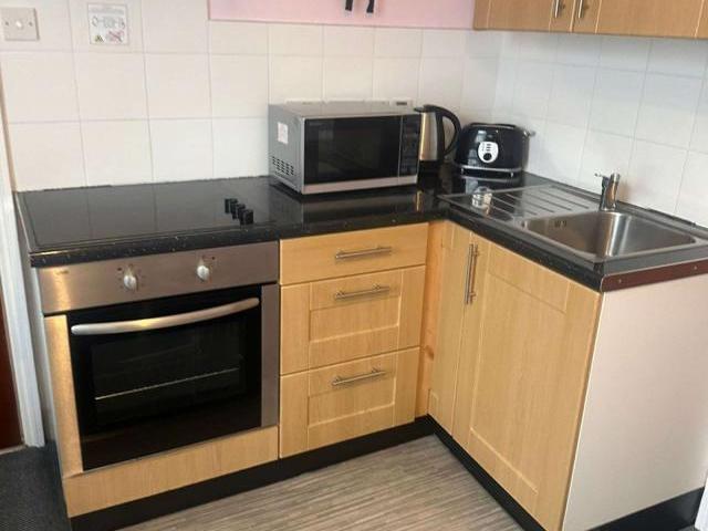 Apartment London London 74296205
