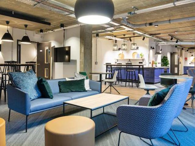 Apartment London London 80454172