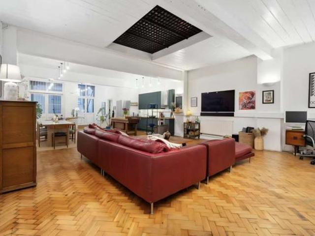 Apartment London London 88261382