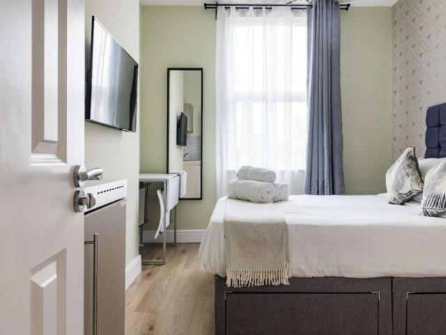Apartment London London 96562547