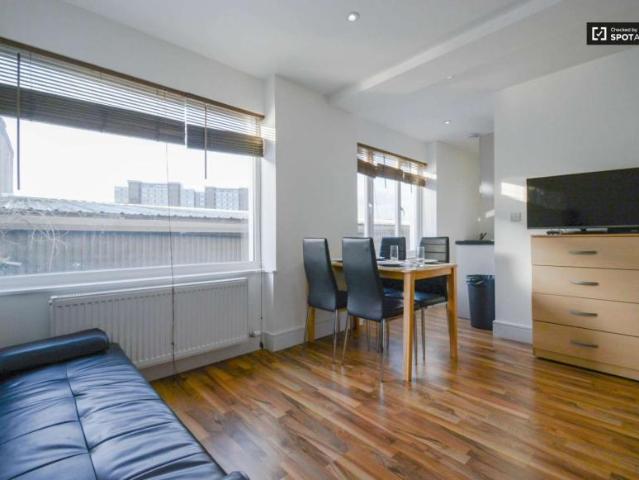 Apartment London London 97944694