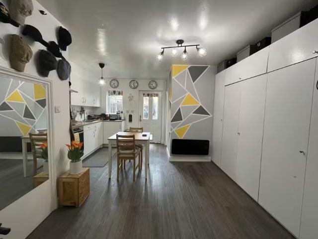 Apartment London London 98754836