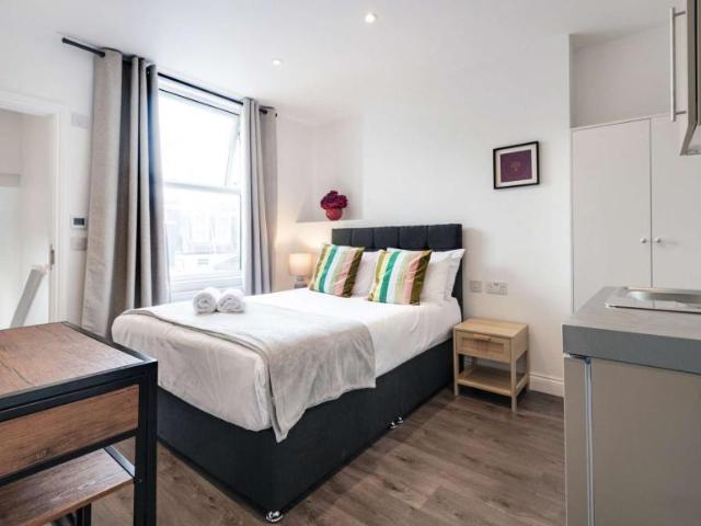 Apartment London London 98922256