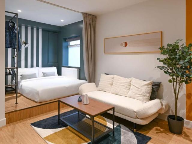 Apartment London London 99189829