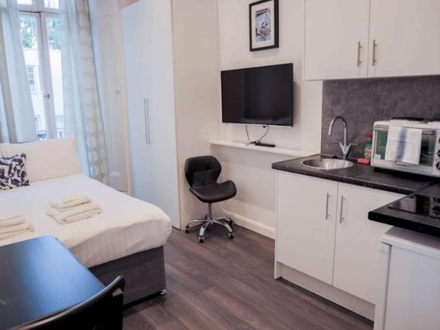 Apartment London London 101771760
