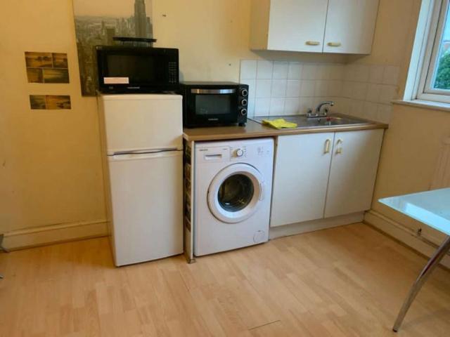 Apartment London London 101807241