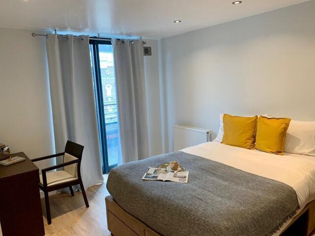 Apartment London London 103485483