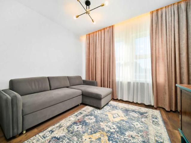 Apartment London London 103372464