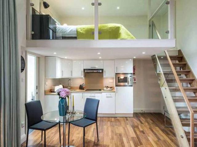 Apartment London London LS101847531