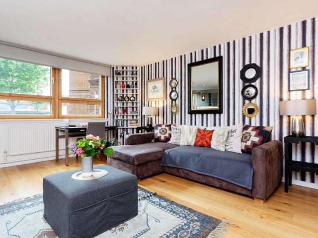 Apartment London London LS101854222