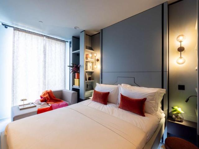 Apartment London London LS101812156