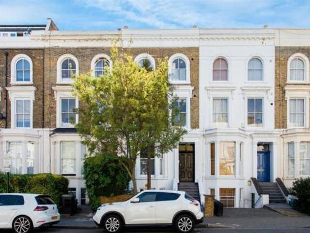 Apartment London London LS101937948