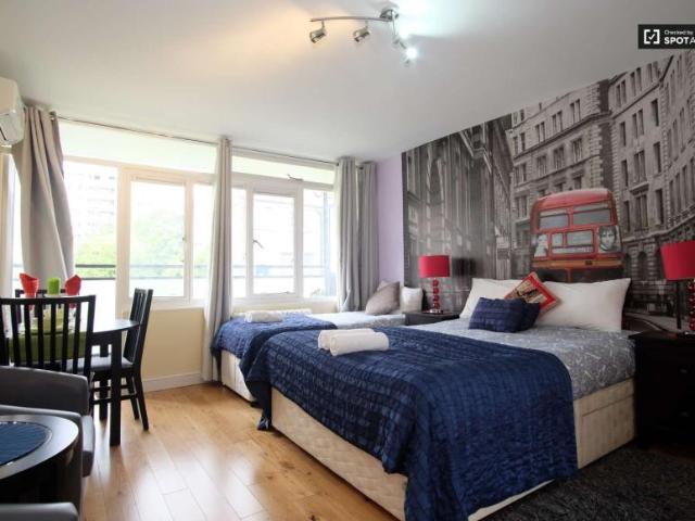 Apartment London London LS102523251