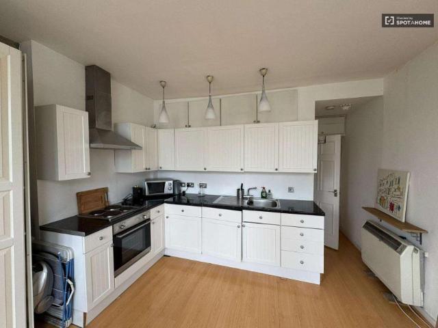 Apartment London London LS92747249