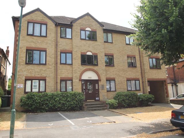 apartment Mayfield Court, Sutton, SM2
