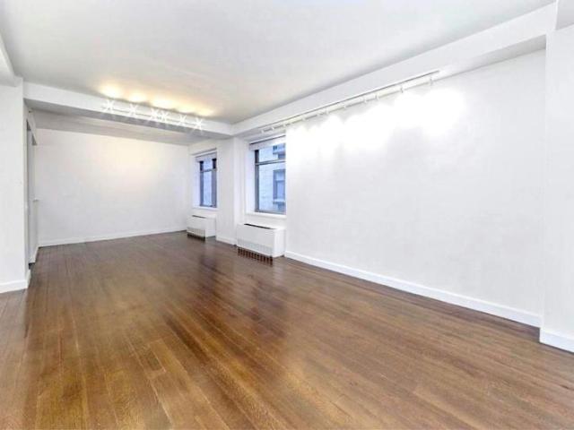 apartment Midtown West NY DS102245386
