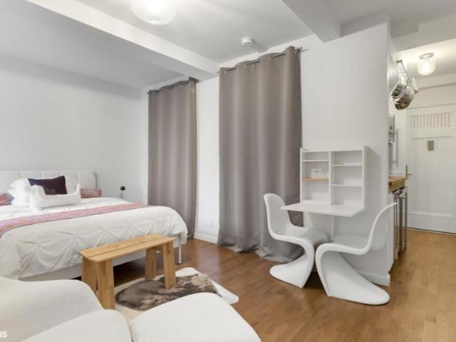 apartment Midtown East NY DLS102245661