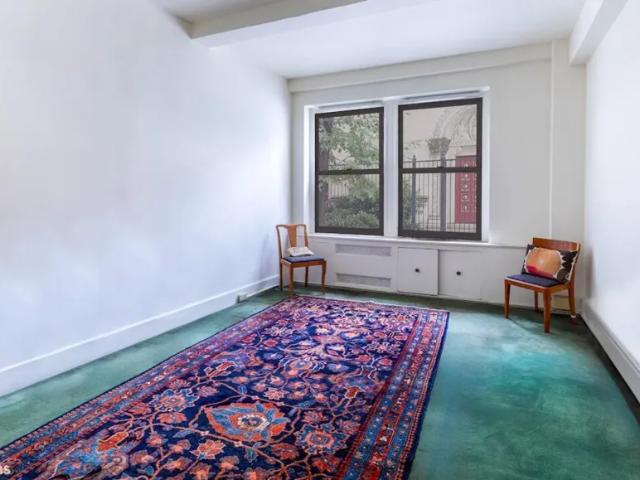 apartment Midtown East NY DS102245316
