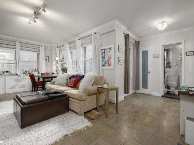 apartment Midtown East NY DS96815118