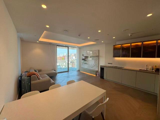 Apartment, Minories, London EC3N, 2 bed flat to rent, £4,595 pcm | PrimeLocation