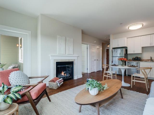 Apartment: MLS #ML82048