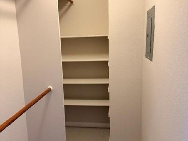 Apartment: MLS #ML82049