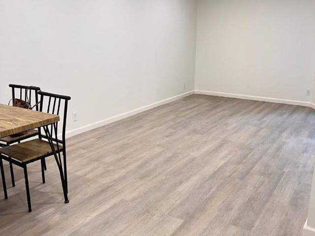 Apartment: MLS #ML82050