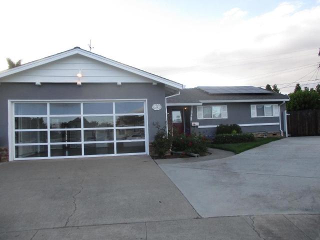 Apartment: MLS #ML82052