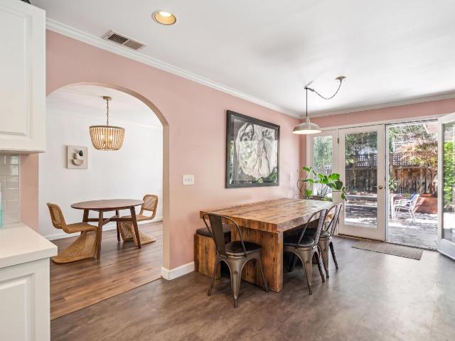 Apartment: MLS #ML82054