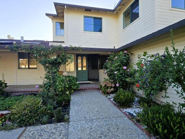 Apartment: MLS #ML82056