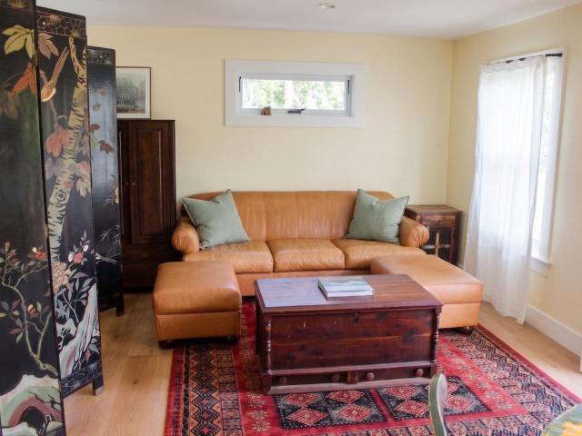 Apartment: MLS #ML82057