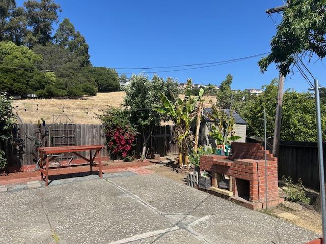 Apartment: MLS #ML82058