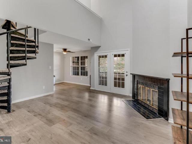 Apartment: MLS #NJCD2123