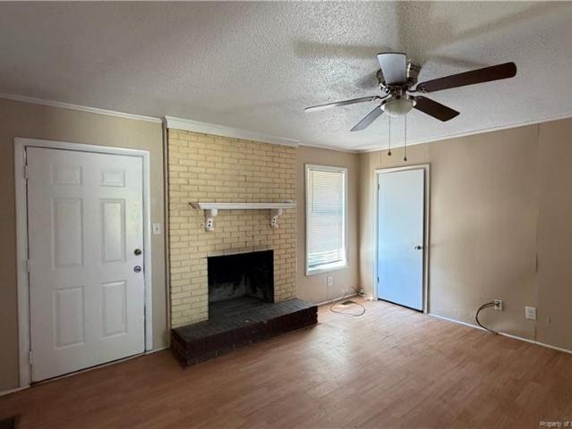 Apartment: MLS #LP764737