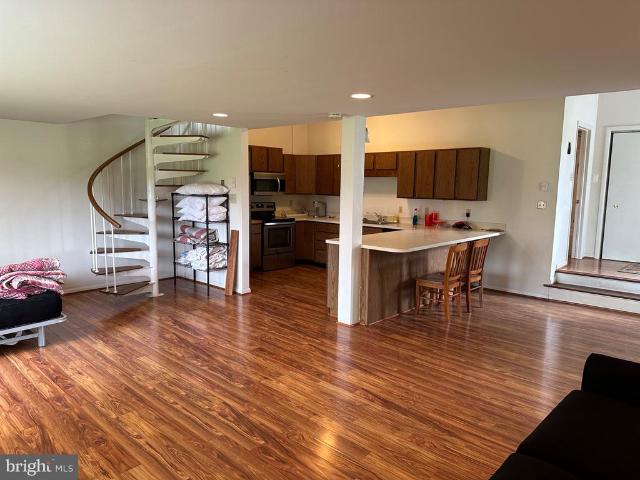 Apartment: MLS #VAFQ2023