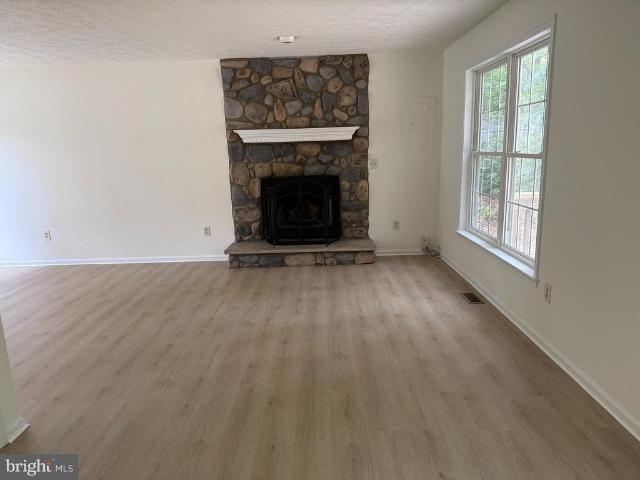 Apartment: MLS #VASP2044