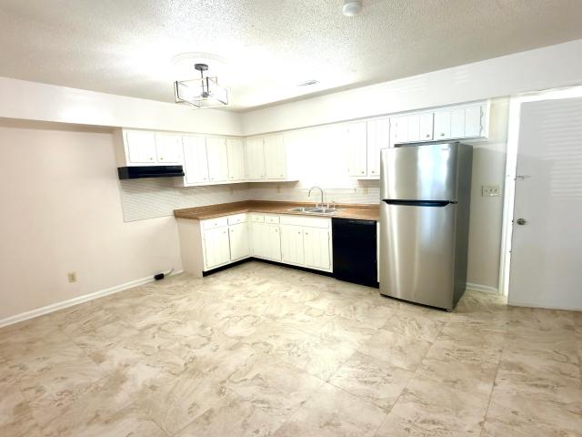 Apartment: MLS #1536