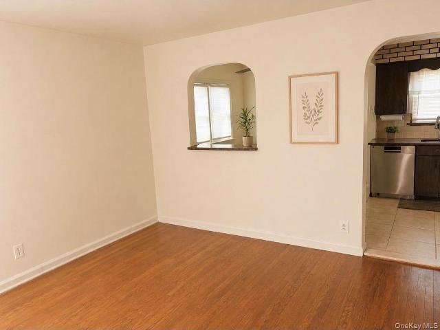 Apartment: MLS #1007