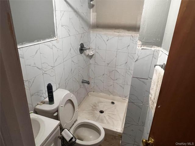 Apartment: MLS #1009