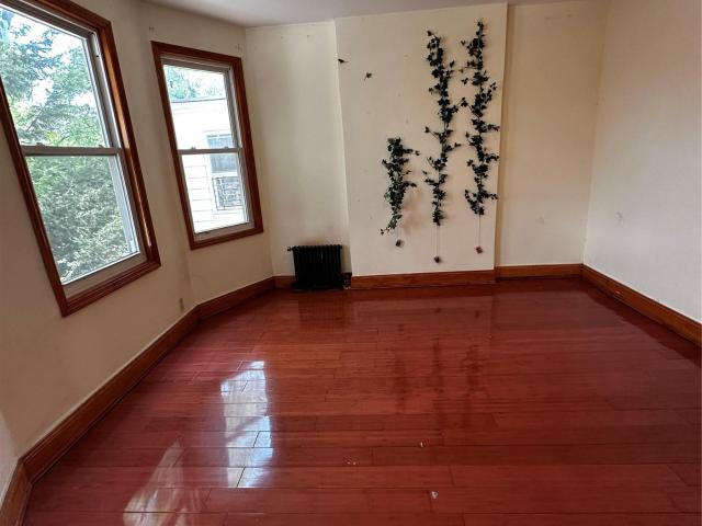 Apartment: MLS #1023
