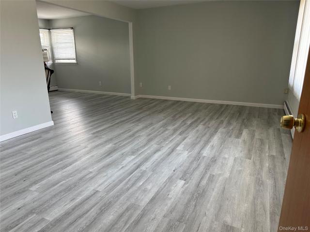 Apartment: MLS #1026