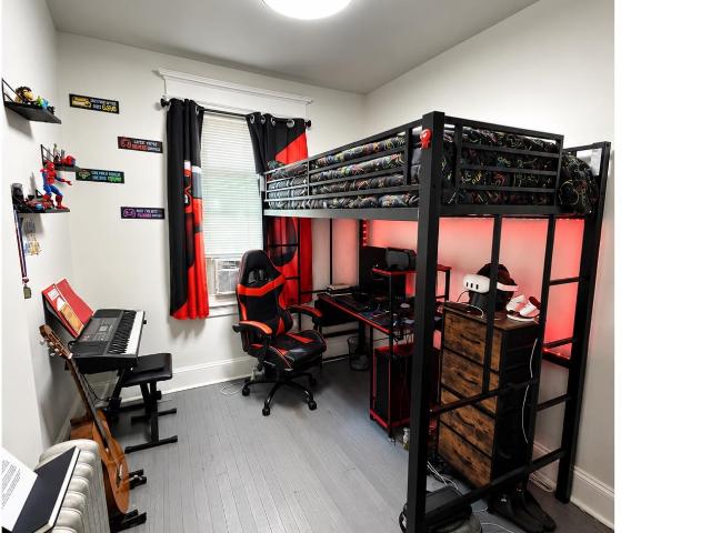 Apartment: MLS #1028