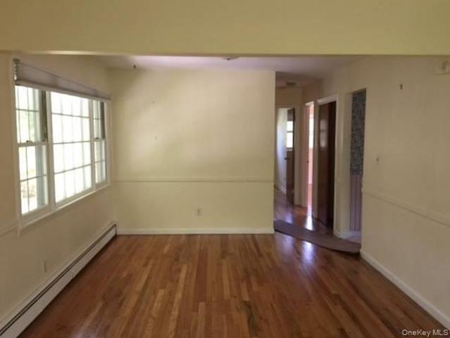 Apartment: MLS #1030