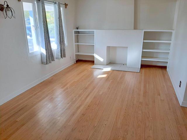 Apartment: MLS #1104