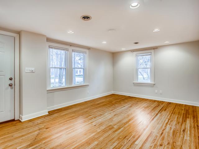 Apartment: MLS #12471