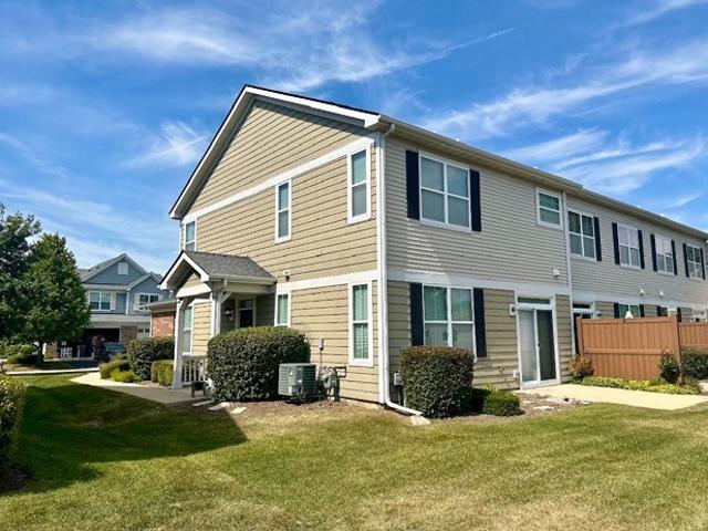 Apartment: MLS #12688