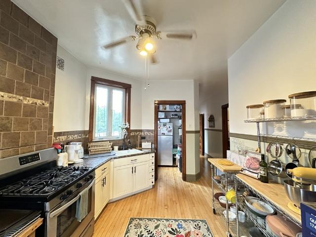 Apartment: MLS #12690