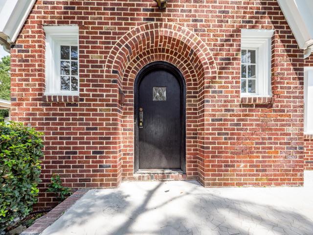 Apartment: MLS #26018
