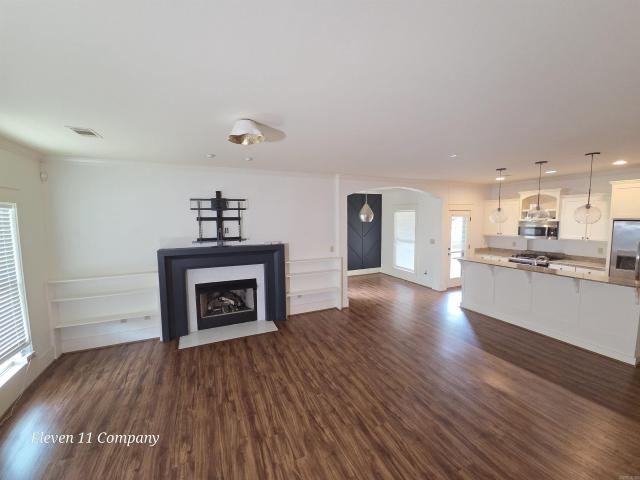 Apartment: MLS #26025